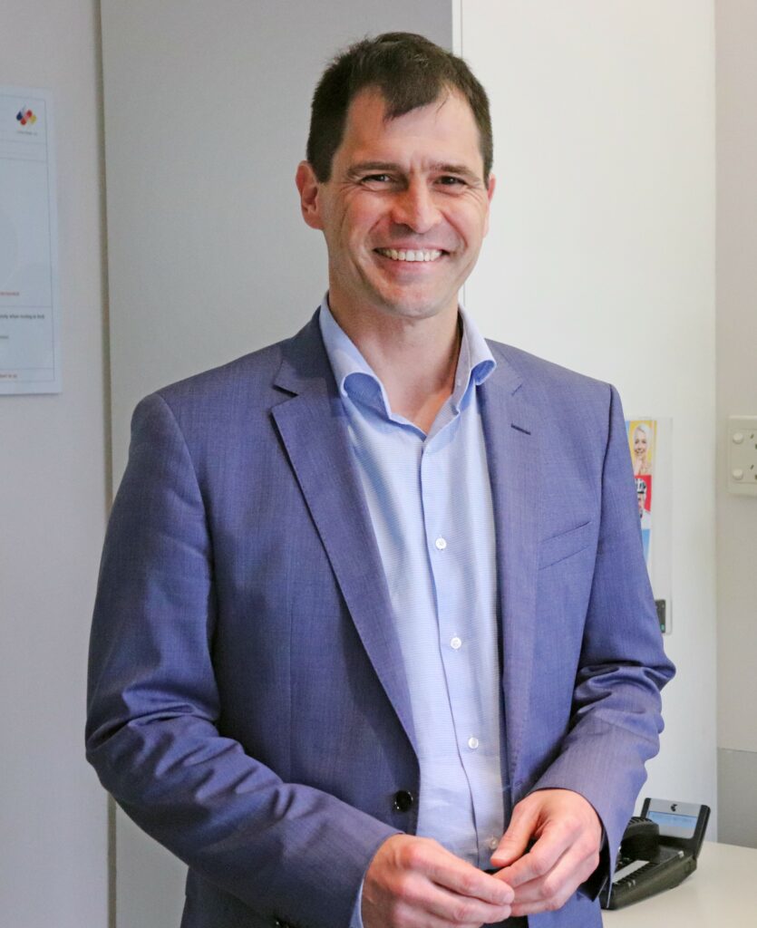 Orthopaedic Surgeon Dr Nick Wallwork - sportsmed